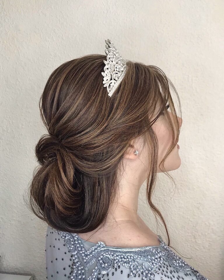 25+ Gorgeous Prom Hairstyle Ideas to Make Your Night Magical!