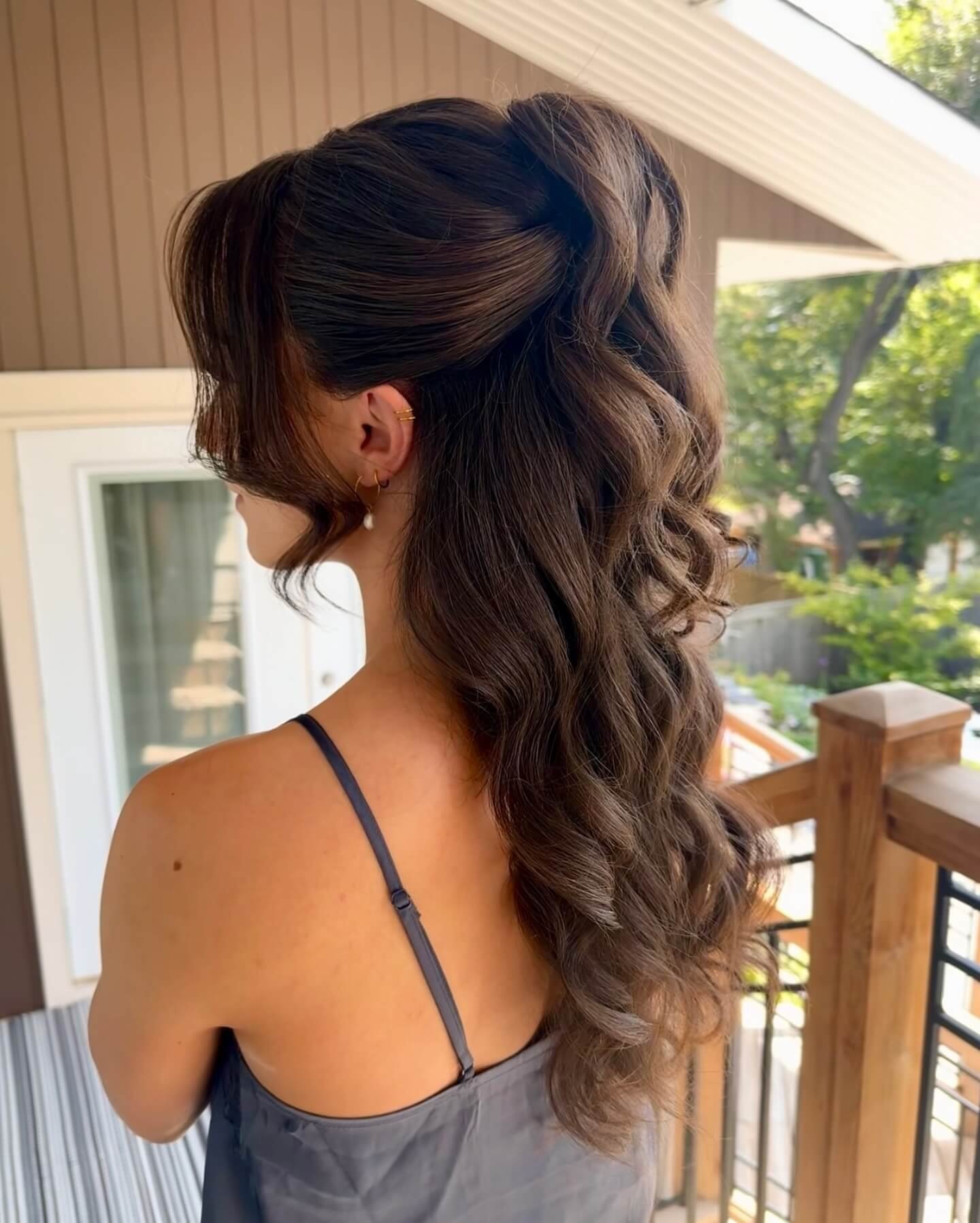 21 Stunning Half Up Half Down Hairstyles for a Glamorous Look!